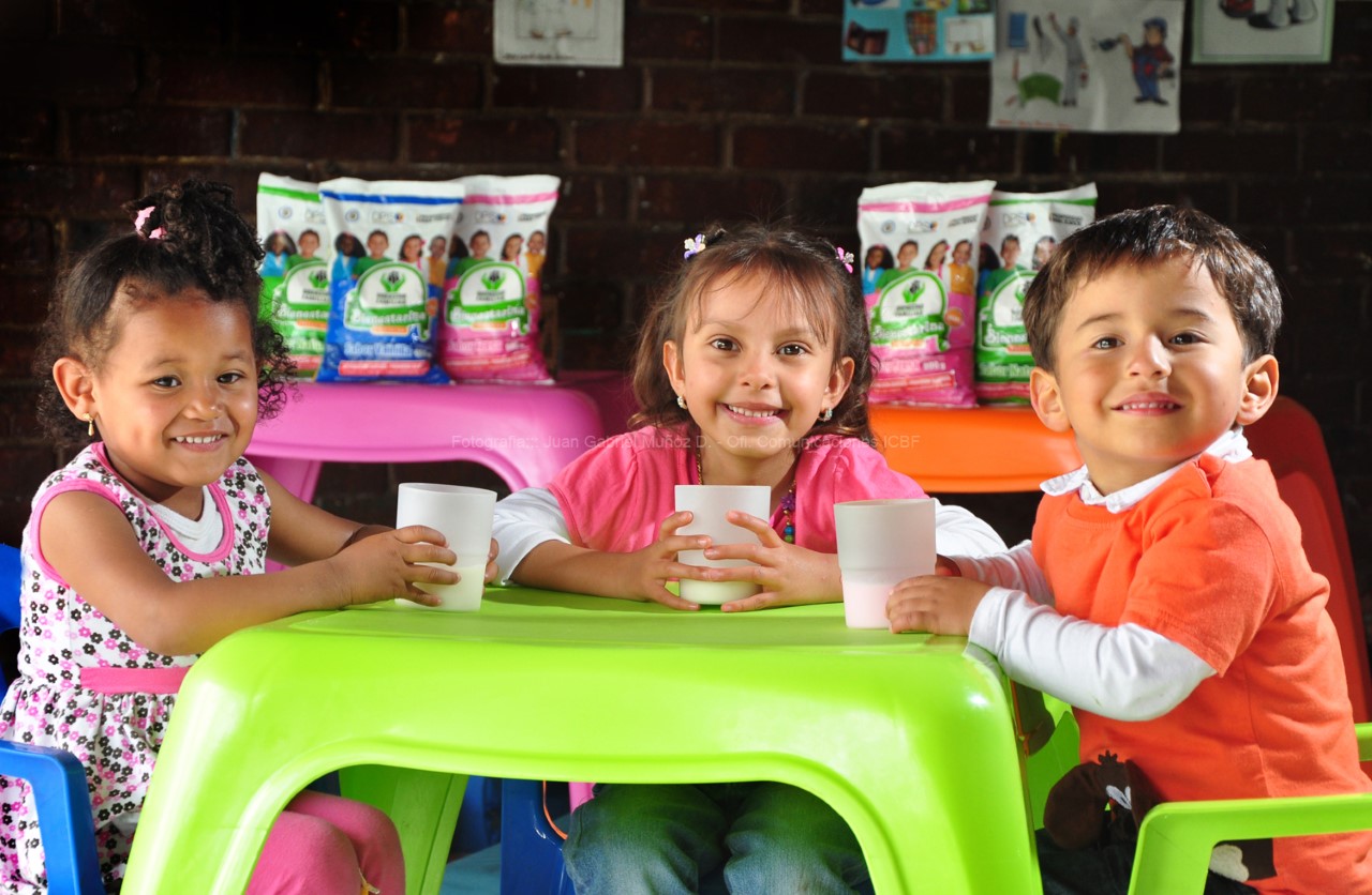 ICBF beneficia a menores de edad con programas de mejoramiento ...